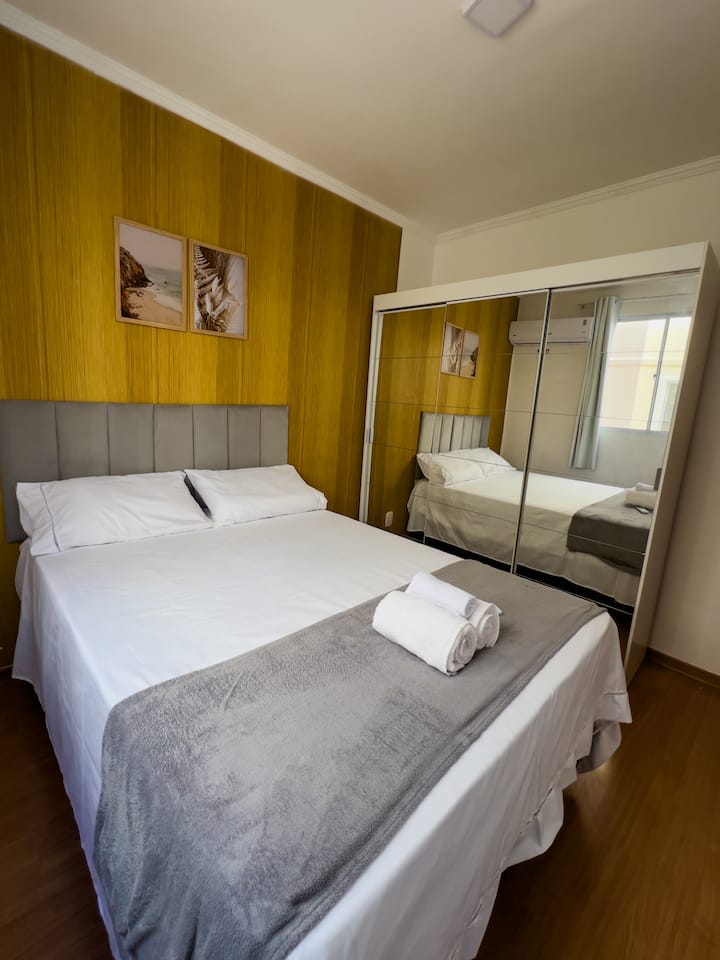 Apartamento 2/4  Confortável E Climatizado - Vitória da Conquista