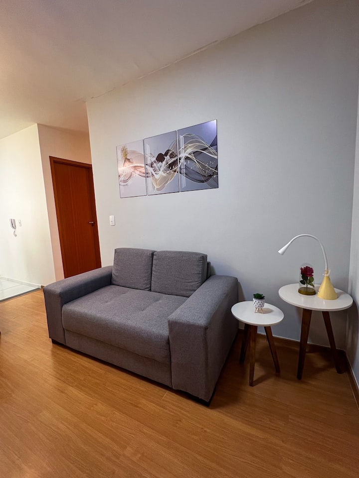 Apartamento 2/4 Confortável E Climatizado - Vitória da Conquista