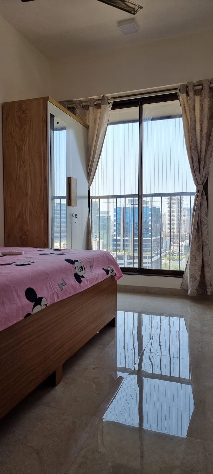 Modern 2bhk Apartment - Mumbai