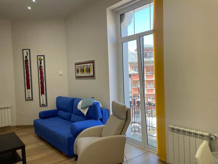 Marinera: Piso Moderno Y Céntrico En Luarca - Luarca