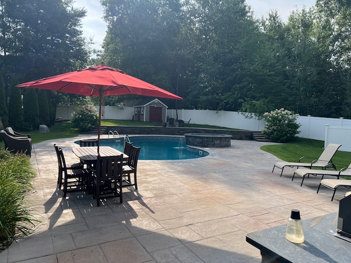 Saratoga- Pool, Deck Easy To Track, Golf, Spac - Saratoga Springs, NY