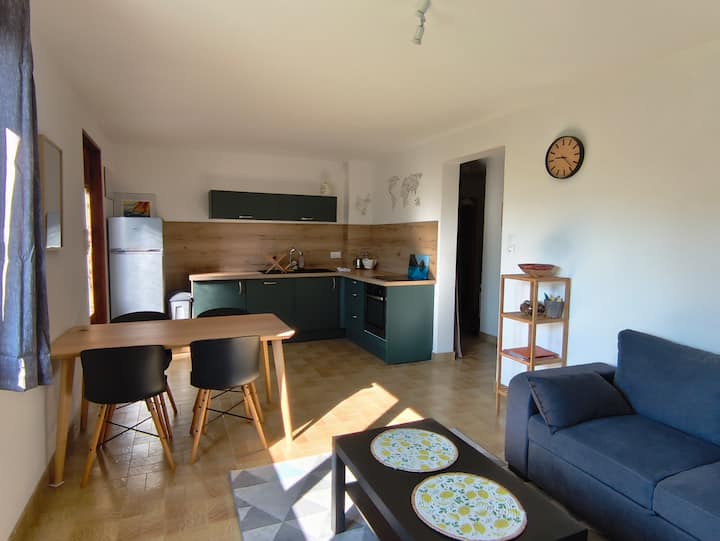 Appartement Au Rdc Au Pied Du Grand Colombier - Culoz