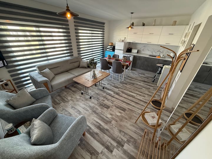 Girne Liman Karşı 3 Yatak Odalı - Kyrenia