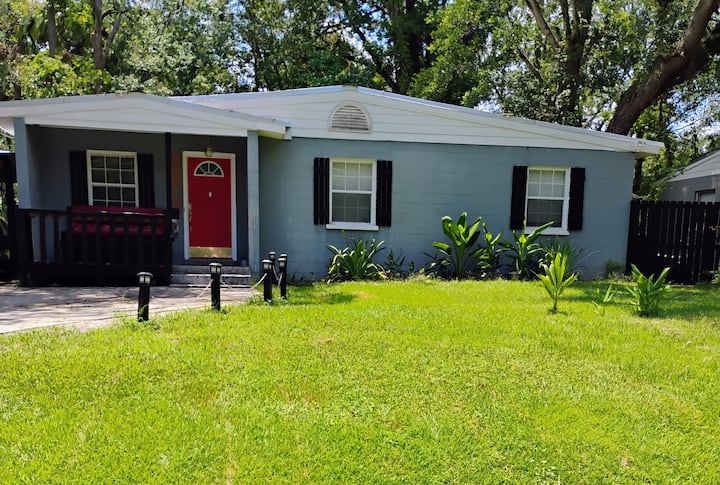 Cabin/cottage - Tallahassee, FL