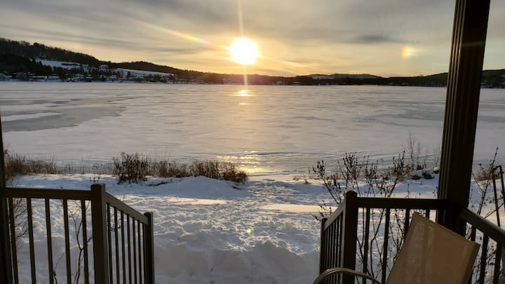 Chalet Sur Le Lac Trois-lacs - Quebec