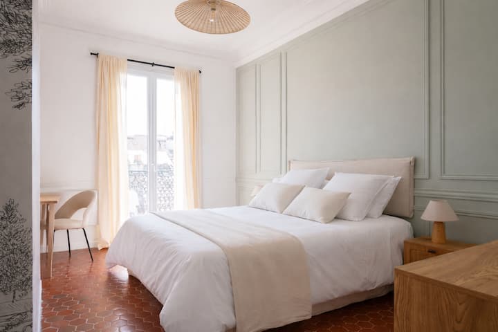 Déco D’architecte Dans Spacieux Haussmannien - Saint-Mandrier-sur-Mer