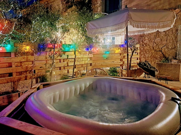 Un Air De Vignes, Plein Centre, Jaccuzzi En Sup - Arles