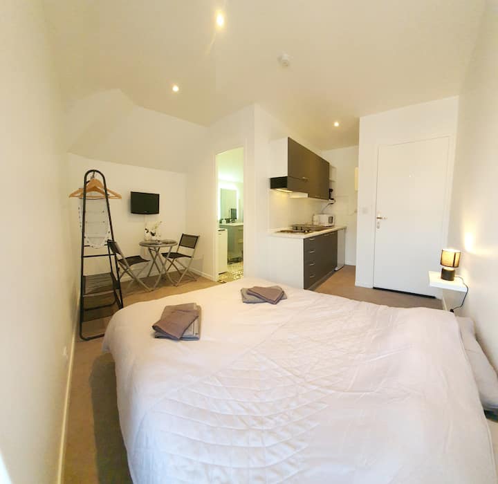 *_* Chic & Contemporain *_* - ibis Styles Vierzon