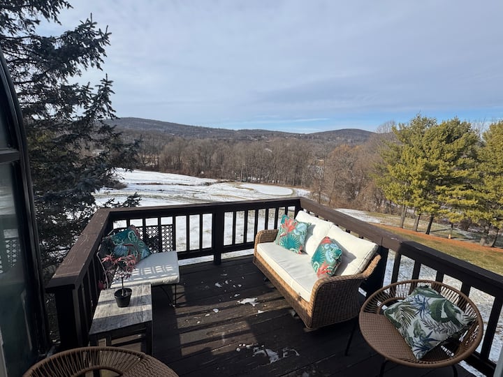 Breathtaking View’s Condo - Mountain Creek Resort, Vernon Township