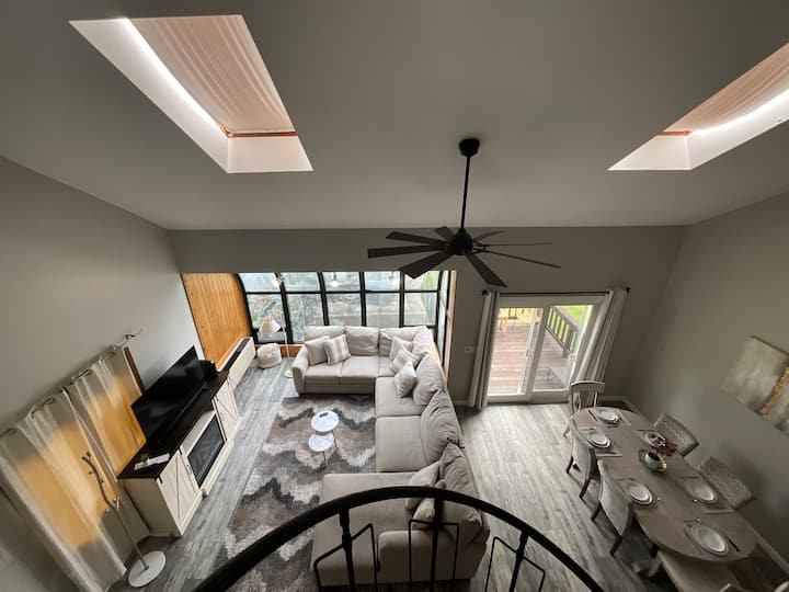 Breathtaking View’s Condo - Hamburg, NJ