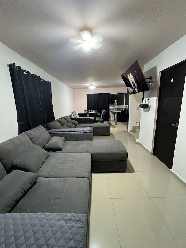 Comfortable Residence In Mty Private Subdivision - Coahuila