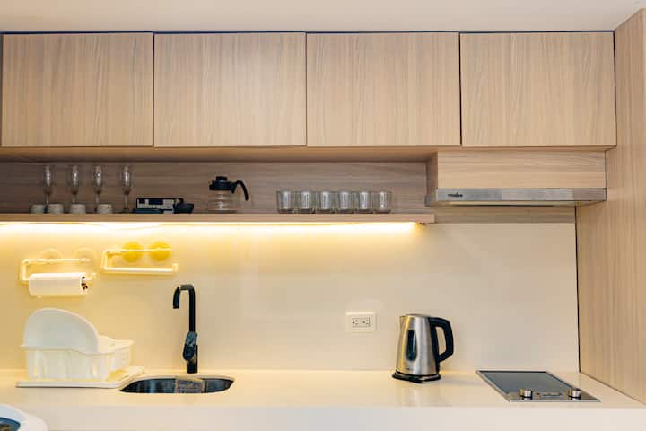 Beachfront Apartment With Downtown View - Cartagena, Colombia