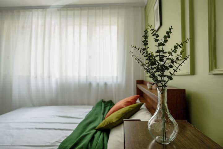 Apgujeong Station 7 Min · 3 Rooms - Seoul