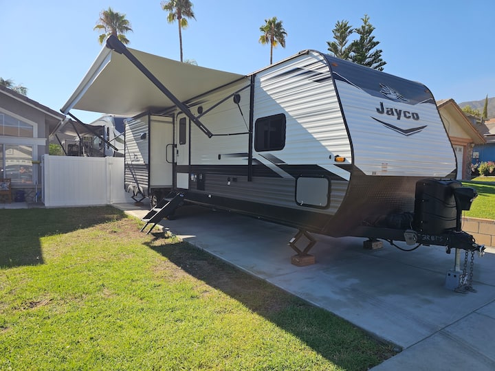 Spacious Two Bedroom Rv - San Bernardino, CA