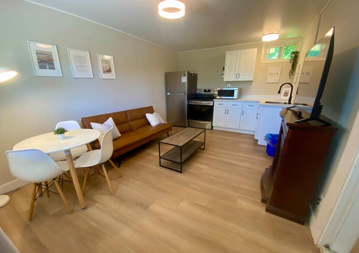 Bayfield Retreat • Near Grand Bend • Pool+hottub 3 - Clinton