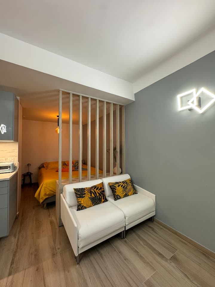 Appartement Remparts D'antibes - 안티베