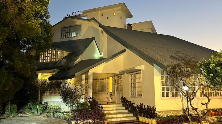 Boutique Villa In Mussoorie Foothills W/ Chef - Dehradun