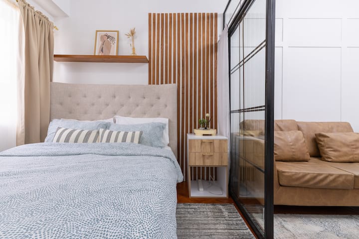 Minimalist Scandinavian 1br Unit + Free Parking - Quezon City