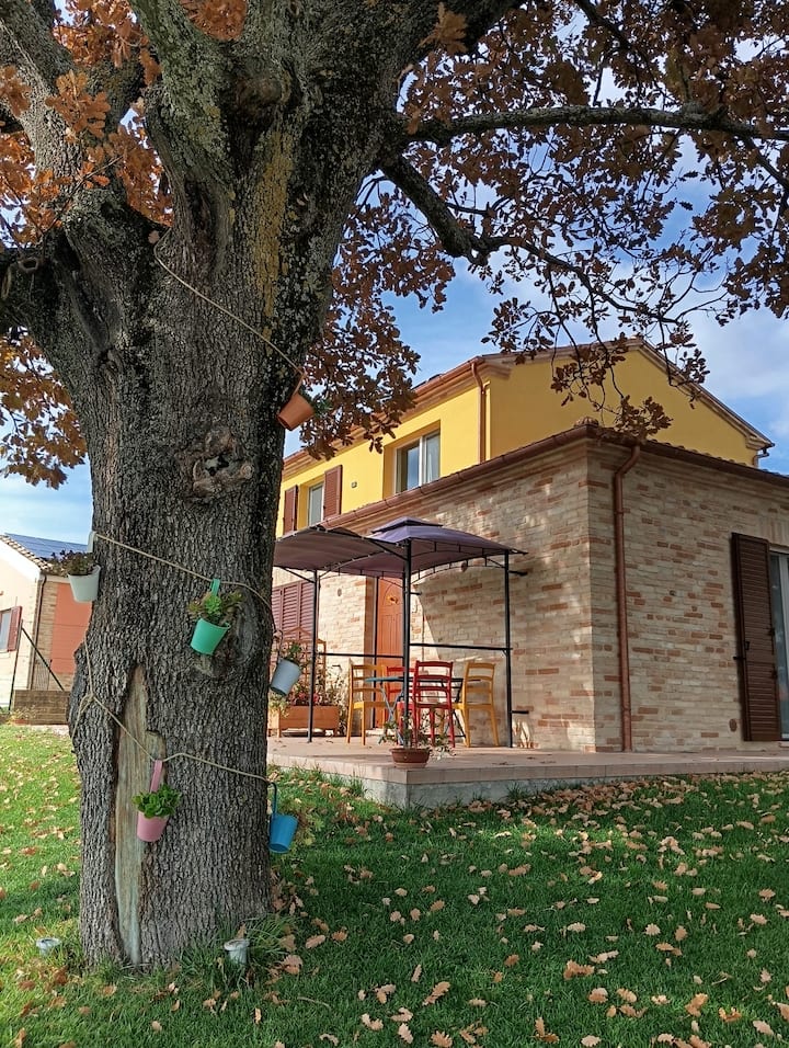 Appartamento Verso L'infinito; Alloggio Luminoso - Recanati