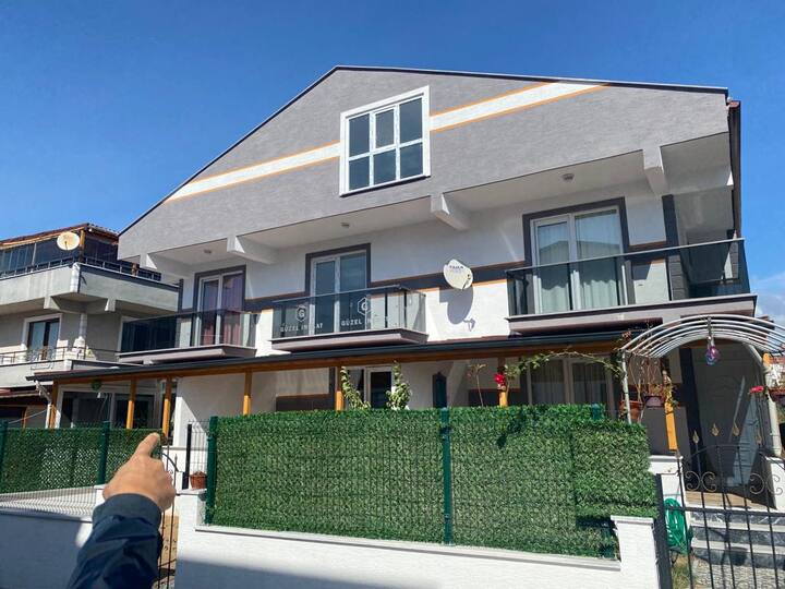 Avşa Merkezde Full Eşyalı 4+1 - Balıkesir