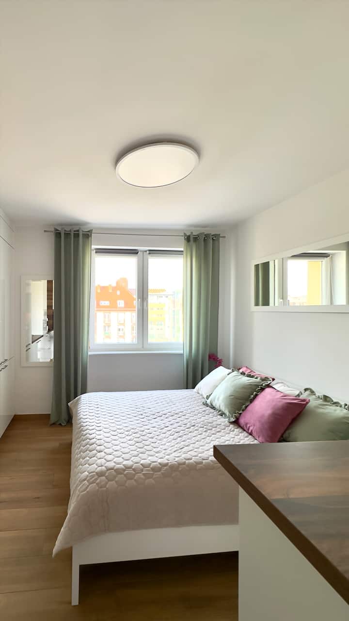 Nowoczesne Studio „Widok” Przy Wrocławskim Rynku - Wrocław