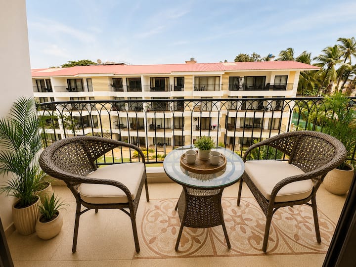 Faodail 2 | Bright Balcony Studio Near Baga Beach - Goa