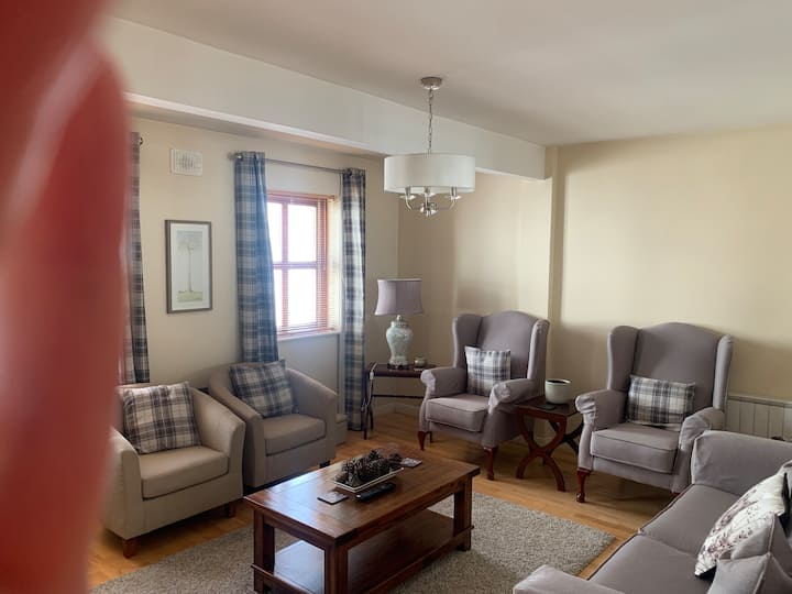 Town Centre Apartment No 16 - Clifden