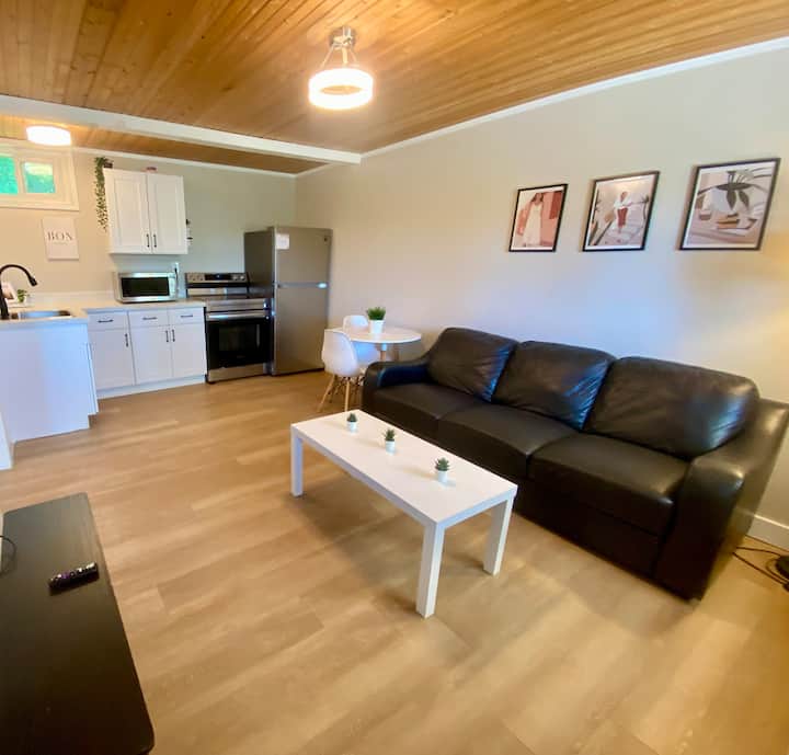 Bayfield Retreat • Near Grand Bend • Pool+hottub 4 - Clinton