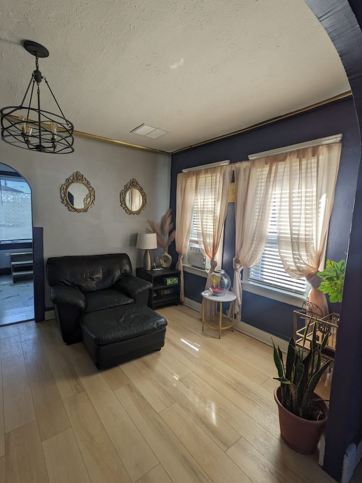 Studio Apt. In The Stockyards! - クリーブランド, OH