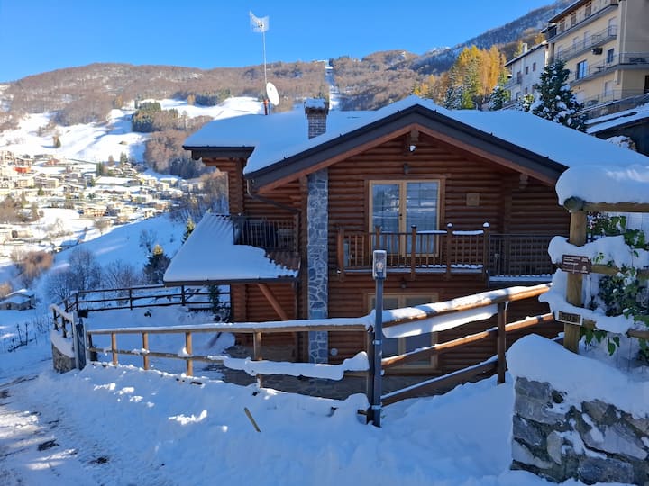 Appartamento In Chalet Di Legno - Selvino