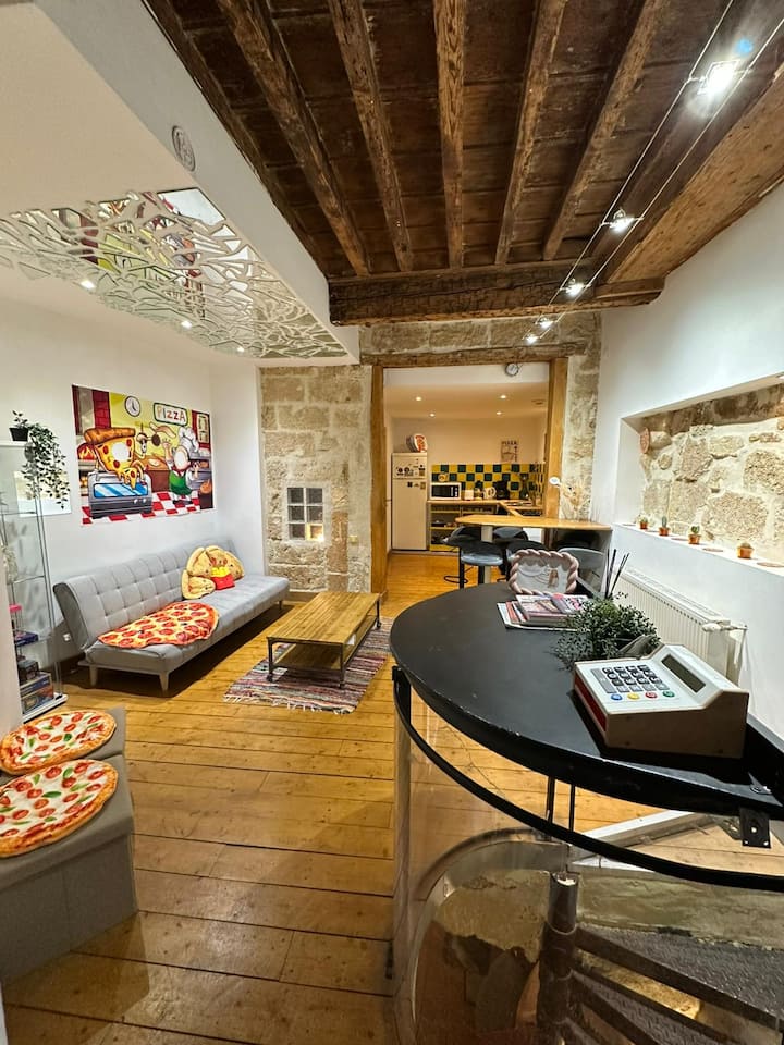 Logement Atypique Pour 6 P. En Rdc Et R-1 ÉCusson - 몽펠리에