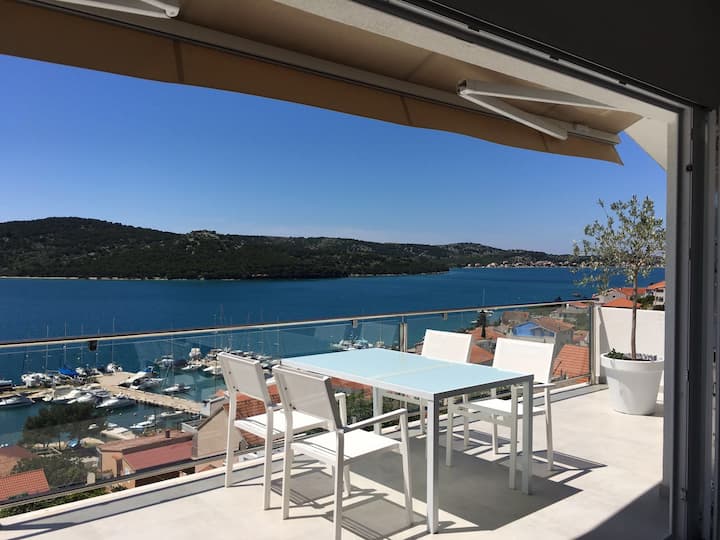 Villa Perla Penthouse - Murter