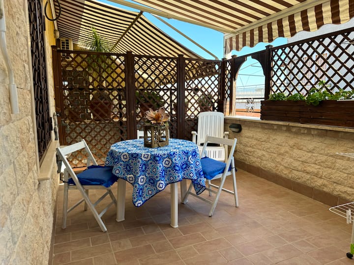 Domus Luce Attico Centocelle (15 Min Da Colosseo) - Aeropuerto G.B. - Roma - Ciampino (CIA)