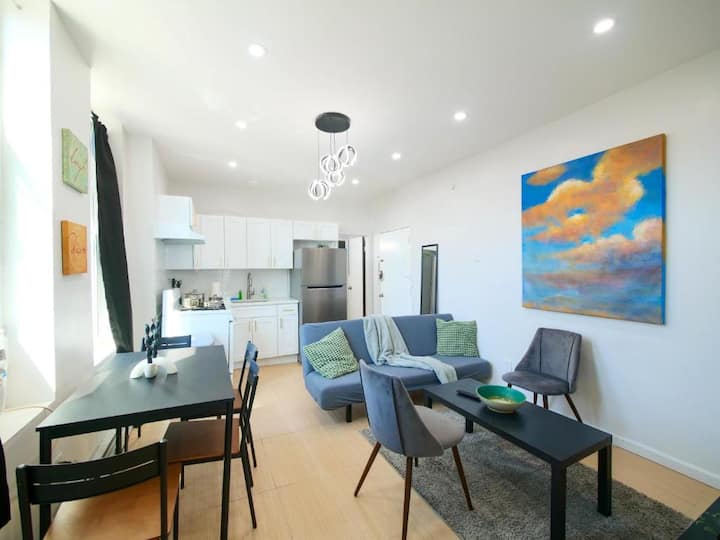 Amazing One-bedroom Apt With View Near Nyc! - Union City, NJ