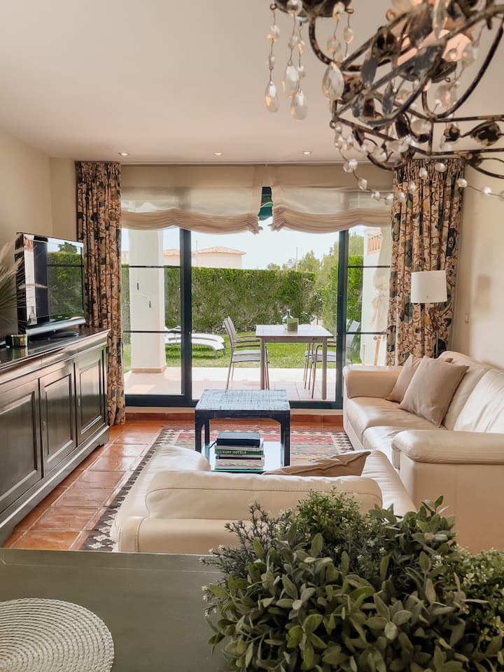 Mediterranean Style Townhouse - Villajoyosa