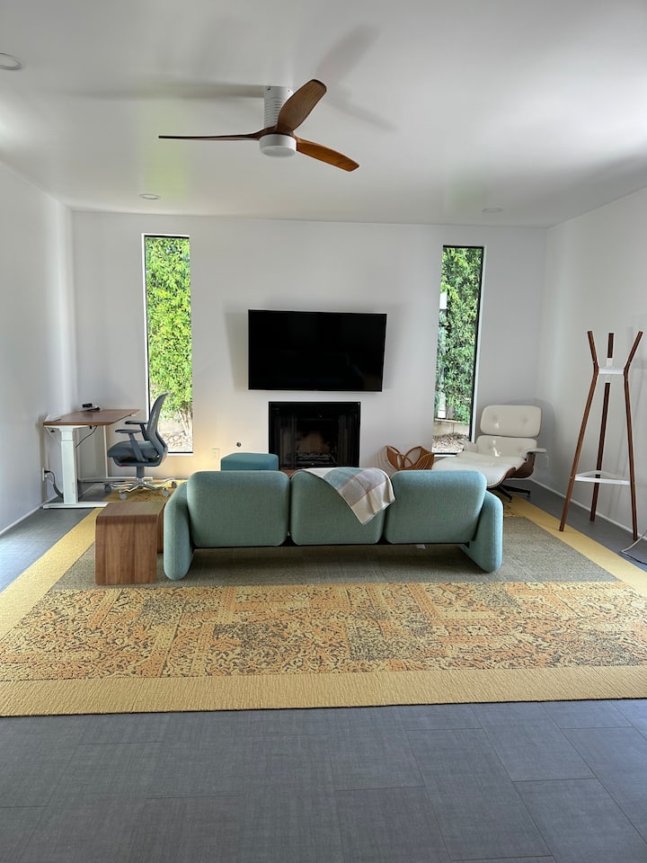 Private Desert Luxury - Palm Desert, CA