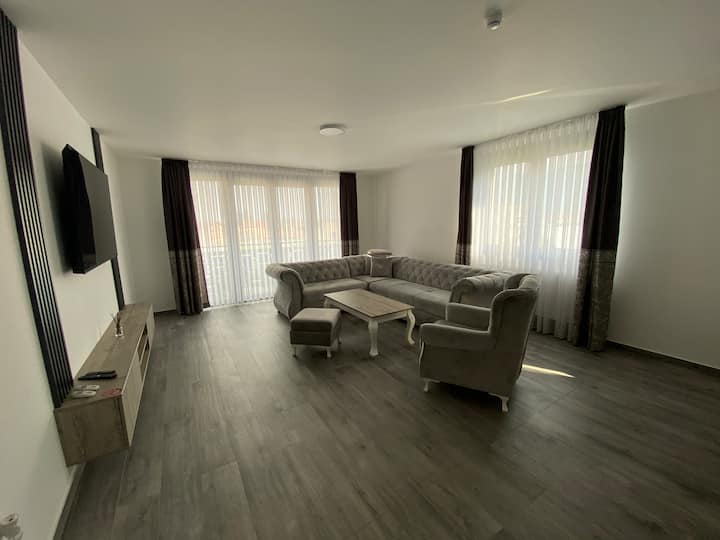 ČEtverosobni Luksuzni Apartman - Sarajevo