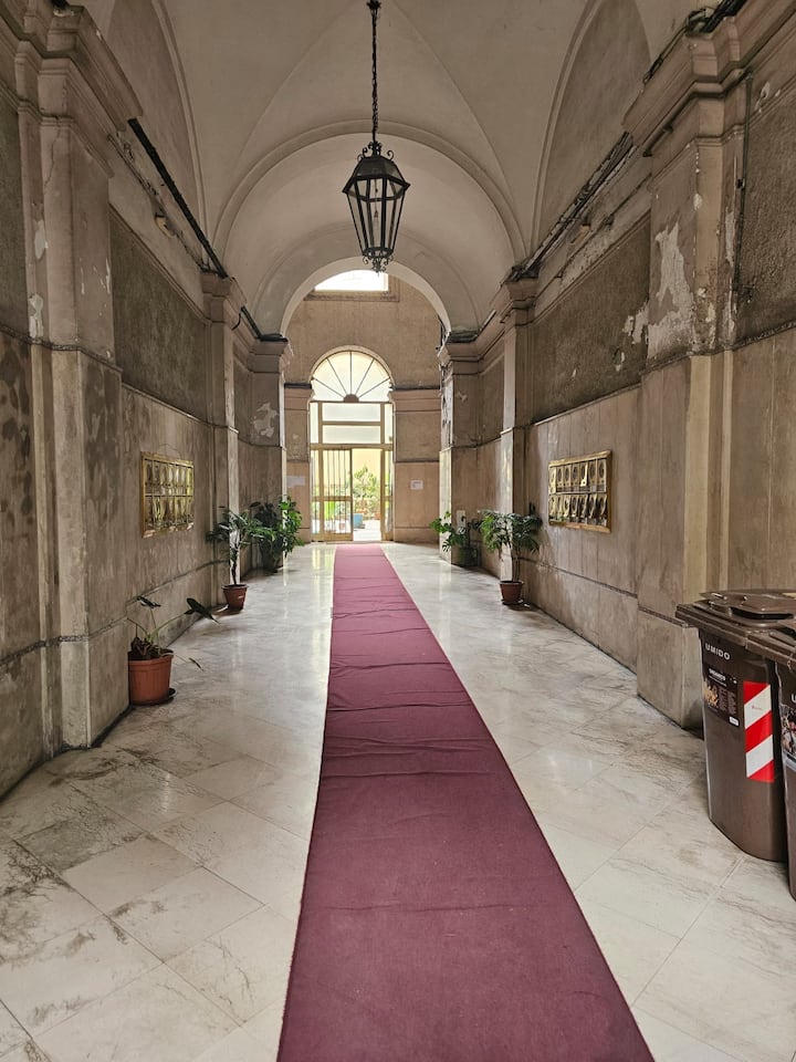Vomero Inn - Napoli, İtalya