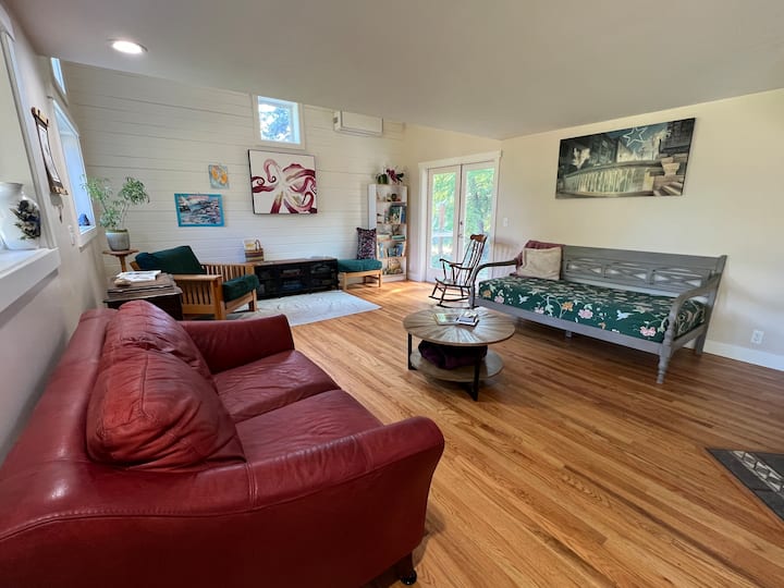 Open Now. Lush, Calm Refuge. Fire Victims Welcome - Vashon Island, WA