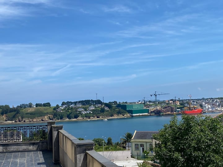 Apartamento Nuevo, Vista A La Ría Y Parking . - Castropol
