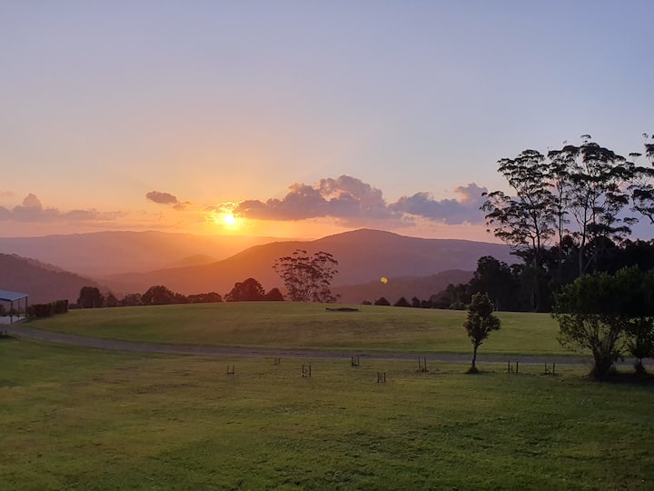 Couples Getaway, Zarina Country Cabin #6 - Maleny