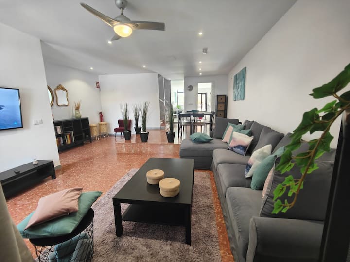 Casa 5 De Habitaciones Con Solárium,wifi Y Parking - Tenerife