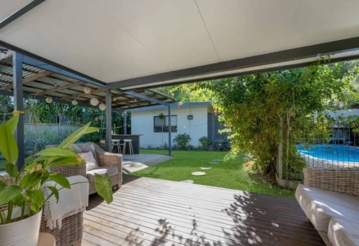 Large Family Home In Paradise! - Magnetic Island