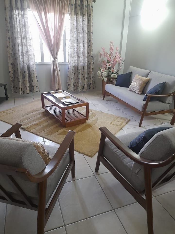 La Vista - Port of Spain