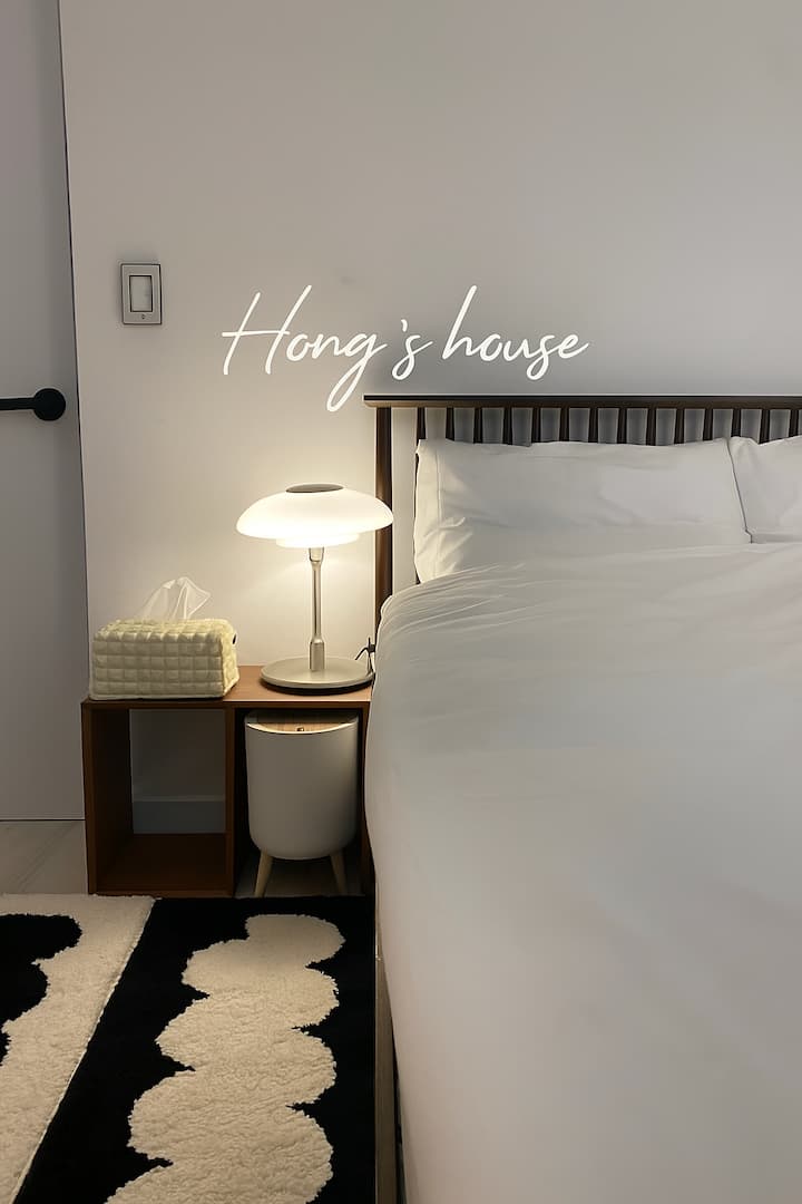 Hong's House/홍대 메인거리 3분/상수역 2분/dmc역 8분/이중보안 출입문 - Seoul