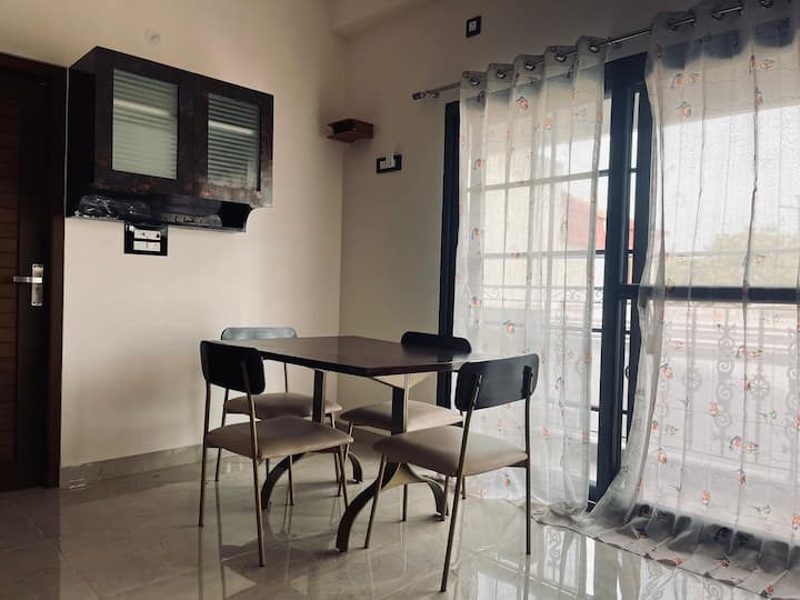 The Holiday-2bhk - Chennai