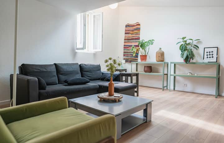 Le Refuge Du Castillet – Calme & Confort - Ibis Budget Perpignan Sud