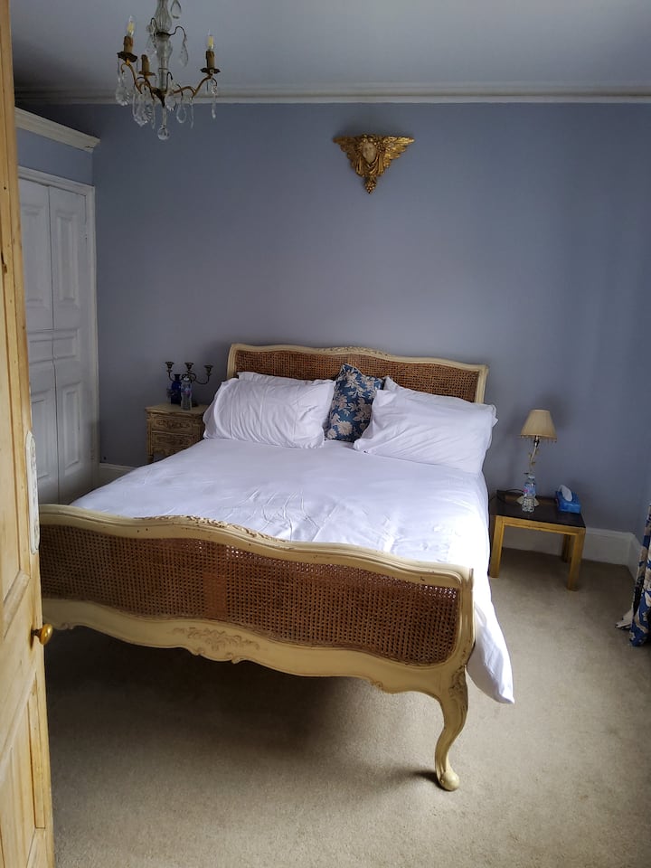 King-size Bed Close Town & Beach - Steyning