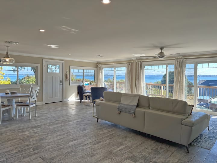 Searenity Now – Ocean-view On Prudence Island - Colt State Park, Bristol