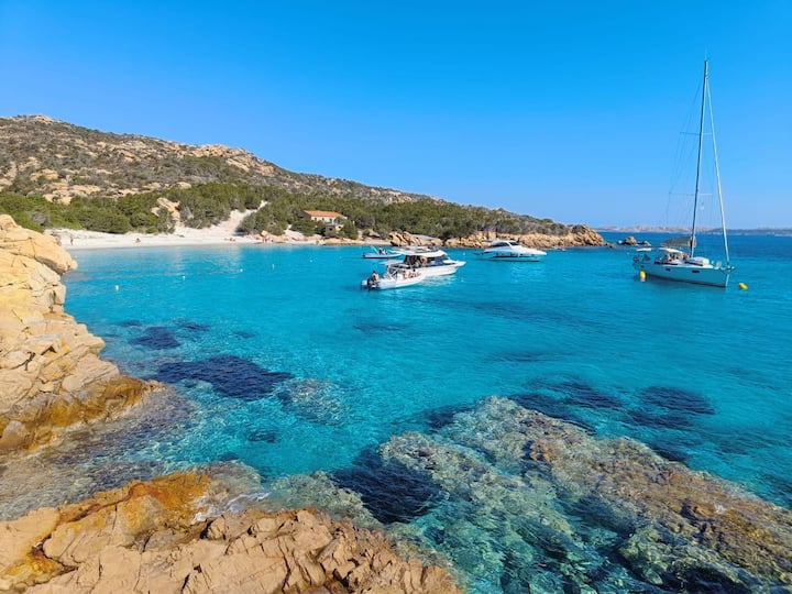 Villa Immersa Nel Verde A Pochi Minuti Dal Mare - Santa Teresa Gallura